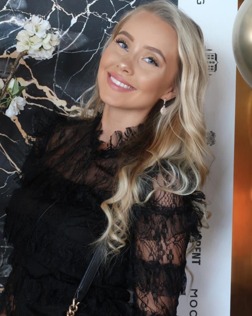 Don’t comment that i look like a barbie : Martine Lunde – Creatorshala ...